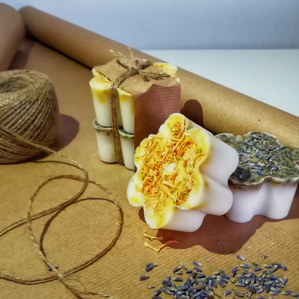 Seife selber machen - einfache DIY-Anleitung - von knall bis bunt